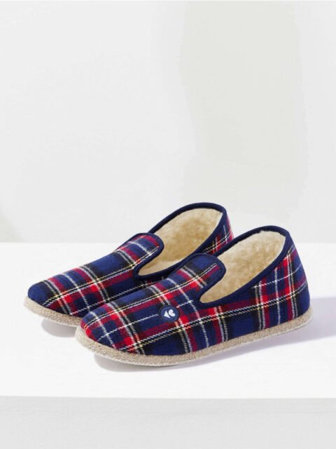 Les chaussons, pantoufles et Charentaises made in France - Marques de ...