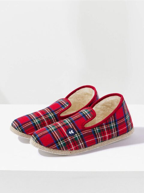 Les chaussons, pantoufles et Charentaises made in France - Marques de ...