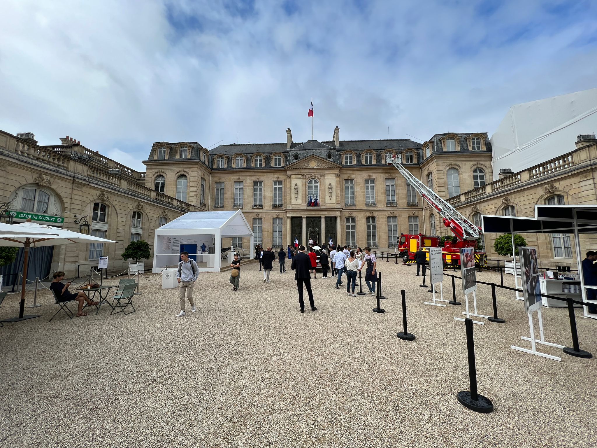 La Grande Exposition du fabriqué en France, au Palais de l'Élysée, 5e ...